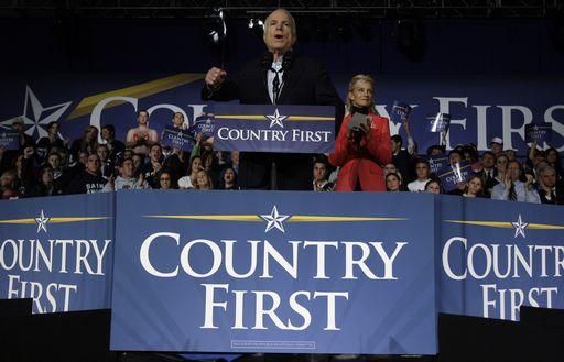 Usa 2008/ Staff McCain: al Qaida bluffa, in realtà vuole Obama - apcom