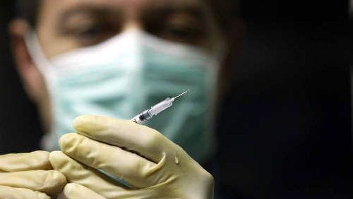 Nuova influenza, al via piano, il picco a Natale con 3 mln malati - apcom
