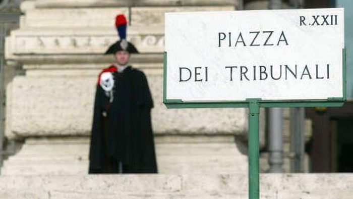 Sanità/ Arrestata ex dirigente Asl di Bari - apcom