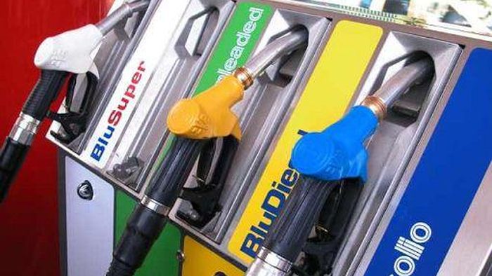 Benzina/ Prezzi in salita, Agip ritocca verde a 1,354 euro - apcom