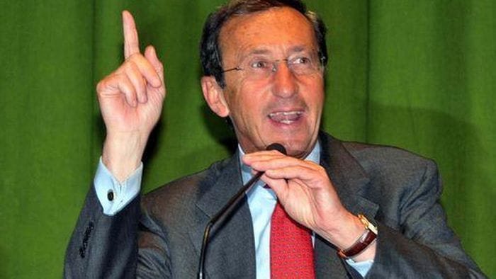 Fini: Costituzione è sotto stress,ma resta stella polare società - apcom
