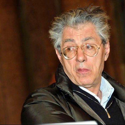 I dubbi di Bossi:Era meglio votare. E Maroni: Urne a marzo - apcom