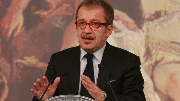 Immigrati/ Maroni: emergenza gestita senza ritardi e incidenti - apcom