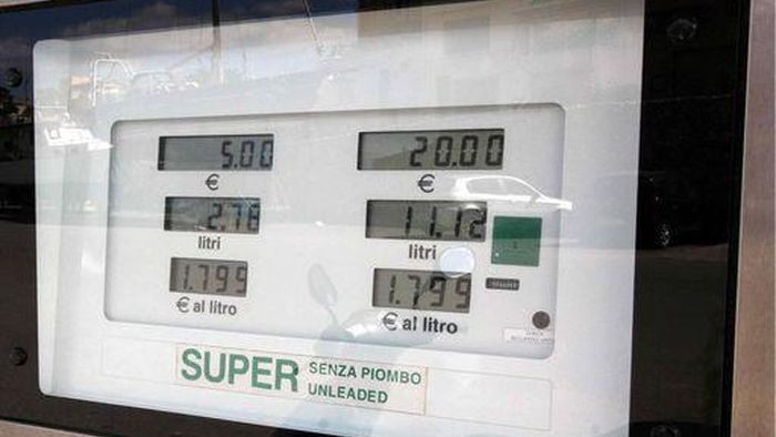 Benzina/ Prezzi ancora fermi ma attesi rialzi nei prossimi giorni - apcom