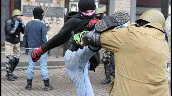 Ucraina: scontri polizia-manifestanti - Europa
