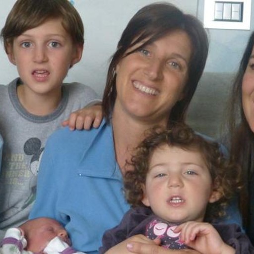 «Il mio Milo, nato in casa» La gioia di mamma record - Cronaca