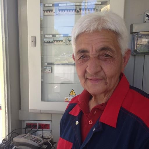 Mariano, la benzinaia in pensione Dopo 37 anni in via Como - Cronaca