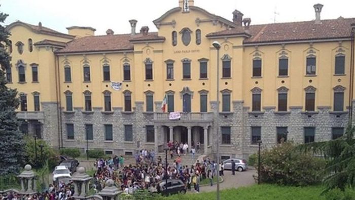 Arriva il liceo breve Il Giovio si fa in 4 anni - Cronaca