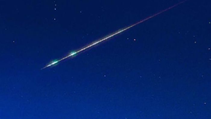 La meteora verde nel cielo A Como l’hanno vista in tanti - Cronaca