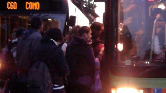 Bregnano - Como, 85 minuti in bus I pendolari: «Ora chiediamo i danni ...