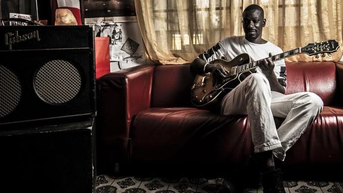 Note e colori dal mondo Ecco “I fili di Dieye” - Cultura e Spettacoli