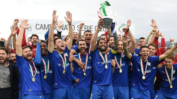 Il pagellone azzurro Como è il mago G - Sport Calcio Como calcio