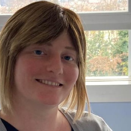 Sconfitta dalla malattia a 29 anni: Jessica, la chemioterapia, la ...