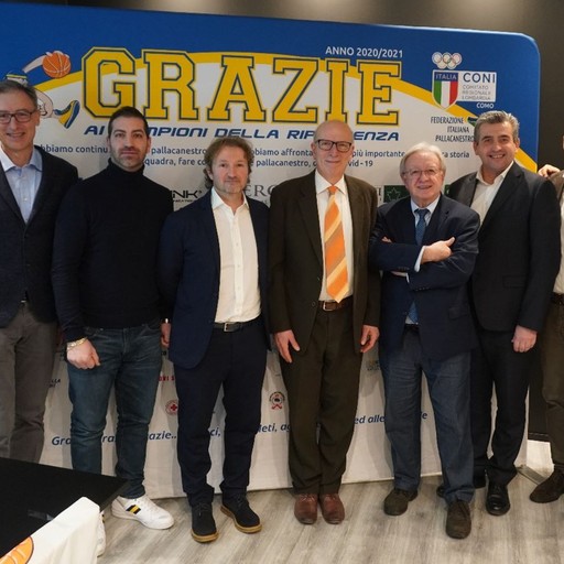 Cermenate, regalo per i 50 anni: Fioretti e Visciglia