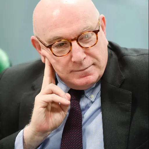 L'avvocato di Banfi: «Estraneo alle accuse: lo dicono gli atti»