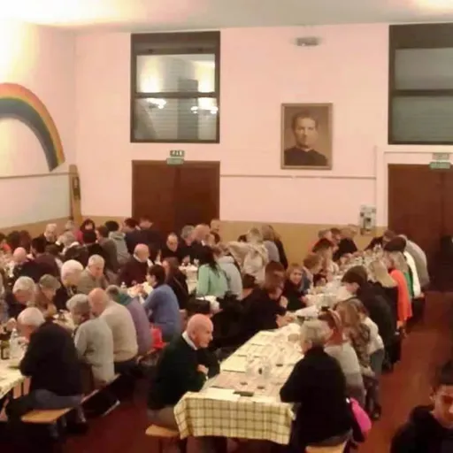 I giovani chef e la cena per la parrocchia