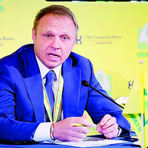 Lollo e la svolta cialtrona a destra - Editoriali, Roma