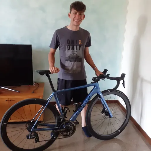 Nuova vita Fancellu: «Sogno il Giro d’Italia e un bel Lombardia ...