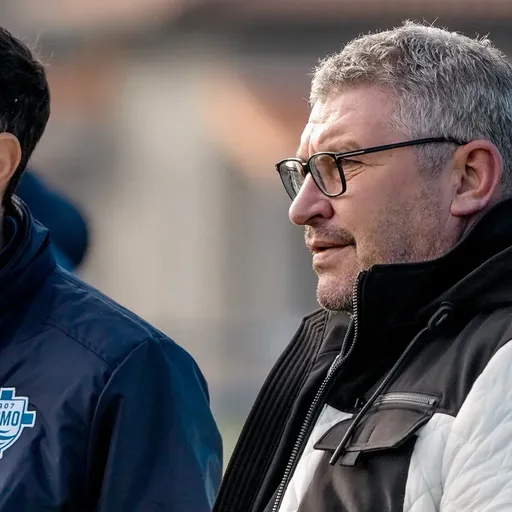 Como, incertezza sul debutto di Roberts in panchina - Sport Calcio Como ...