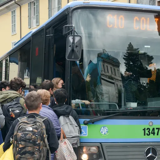Bus in ritardo, multa da tre milioni ad Asf. L’azienda si giustifica ...