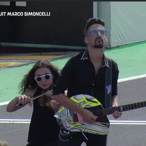 Quatar pass con... Maceroni, il rocker della MotoGp e l’inno sulla ...
