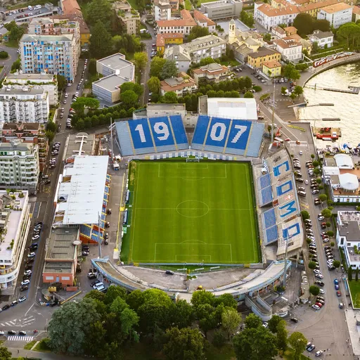 Dibattito sullo stadio. Mettetevi comodi: sarà acceso