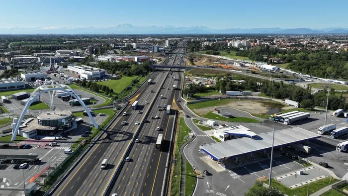 L'A8 diventa la prima autostrada italiana a cinque corsie