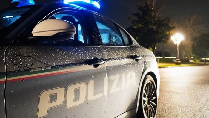 Auto rubata dal garage, gli agenti la ritrovano grazie al GPS