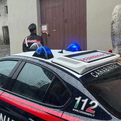 Delitto di Garzeno, l’alibi della madre smentito dai video