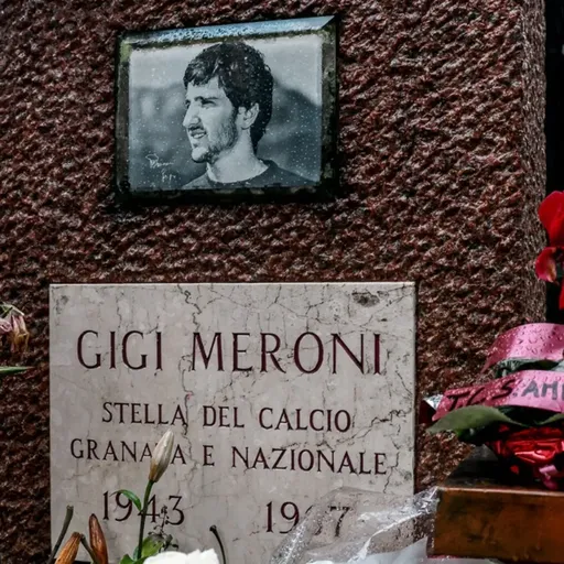 Tra curva e club l’omaggio a Gigi Meroni - Sport Calcio Como calcio