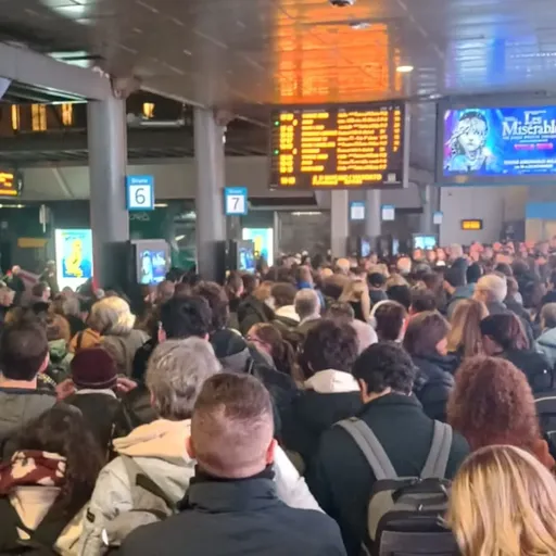 Treni, guasto a Milano Bovisa