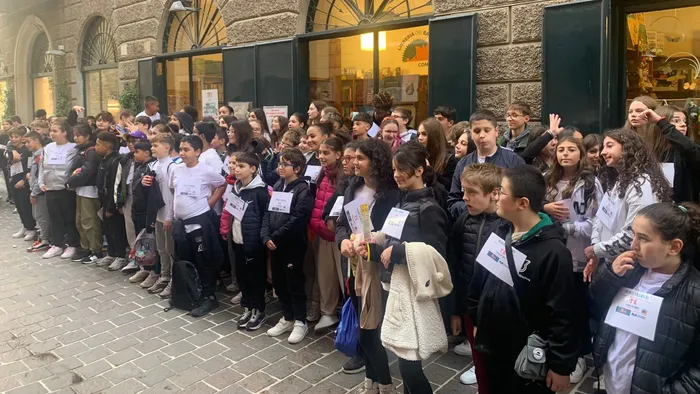 Ponte Chiasso scuola chiusa «Ma apro la biblioteca a tutti»