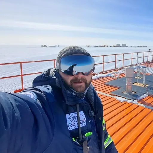 «La mia missione al polo: 10 mesi a 100 gradi sotto zero»