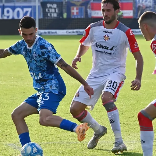 La super sfida a Camplone. Precedenti incoraggianti - Sport Calcio Como ...