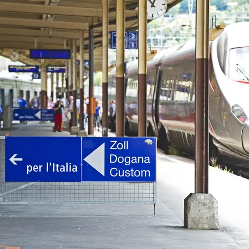 Allarme bomba a Chiasso: stazione evacuata per tre ore