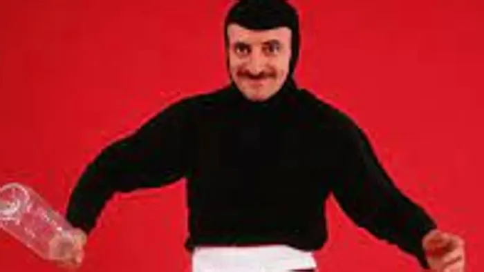 Nel simbolo del Pd è meglio Tafazzi - Editoriali, Roma