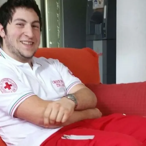 «Sul palco e in Croce Rossa. Il nostro Luca era speciale»