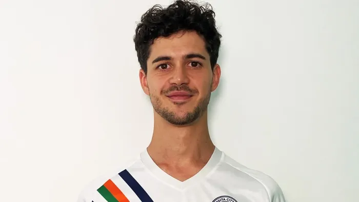 Longoni premiato da Iovine. «Che bello: giocavo con lui» - Sport Calcio ...