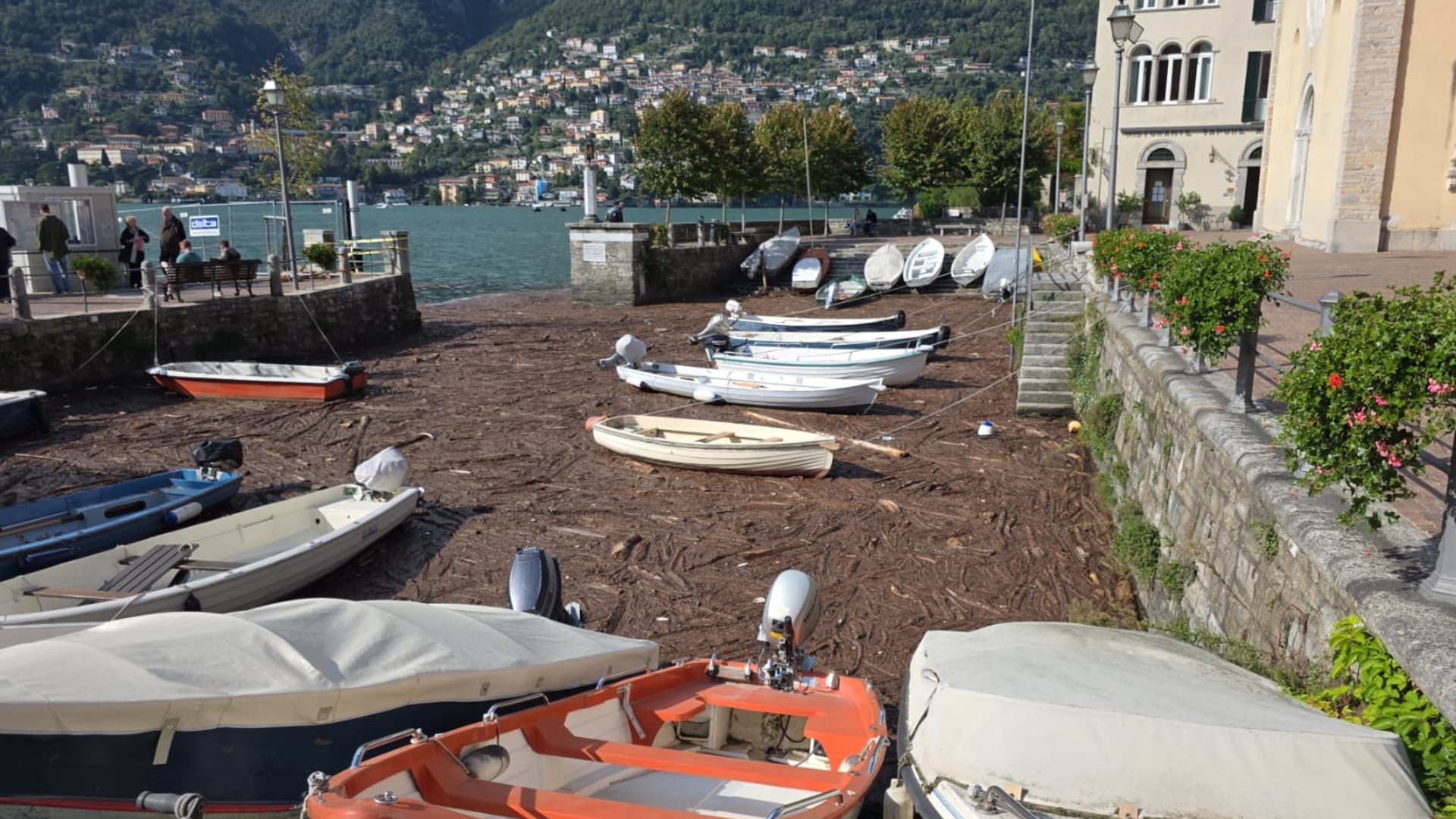 Torno, la nuova guerra del resort tra sindaco e ambientalisti - Cronaca ...