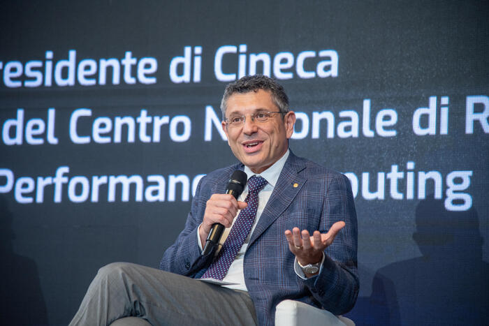 Inaugurato al Cineca di Bologna il supercomputer Pitagora - Ansa Tecnologia