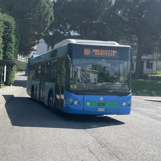 Bus, accordo tra Asf e autisti. Ma restano i disagi
