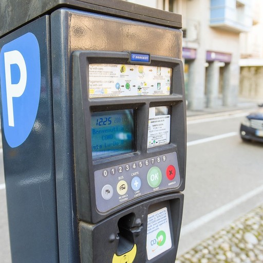 Stalli blu nella strada privata: il caso di Ponte Chiasso arriva in ...