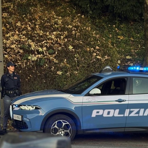 Ruba un chilo di oro a una pensionata e tenta la fuga: arrestato 27enne