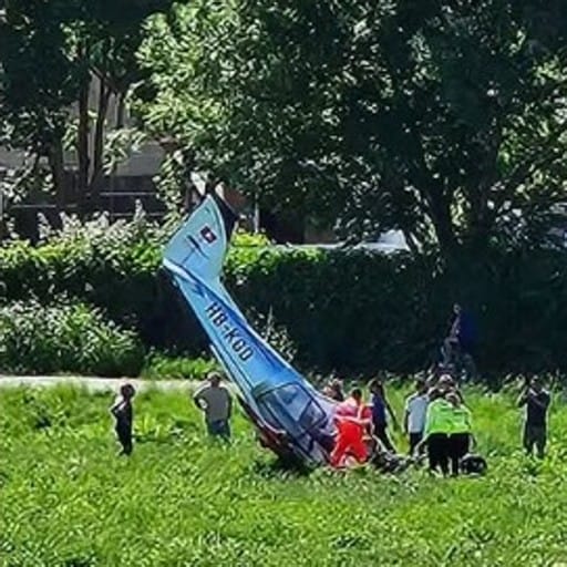 Cade un ultraleggero, gravissimi i due occupanti